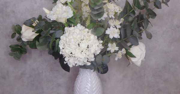 MY FAIR LADY | HYDRANGEAS QUEEN ANNE'S LACE BOUQUET